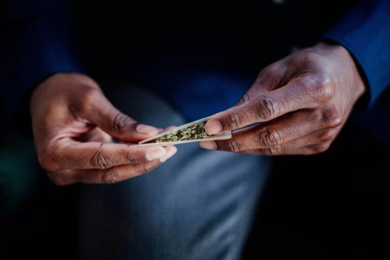How to Smoke Hemp Flower